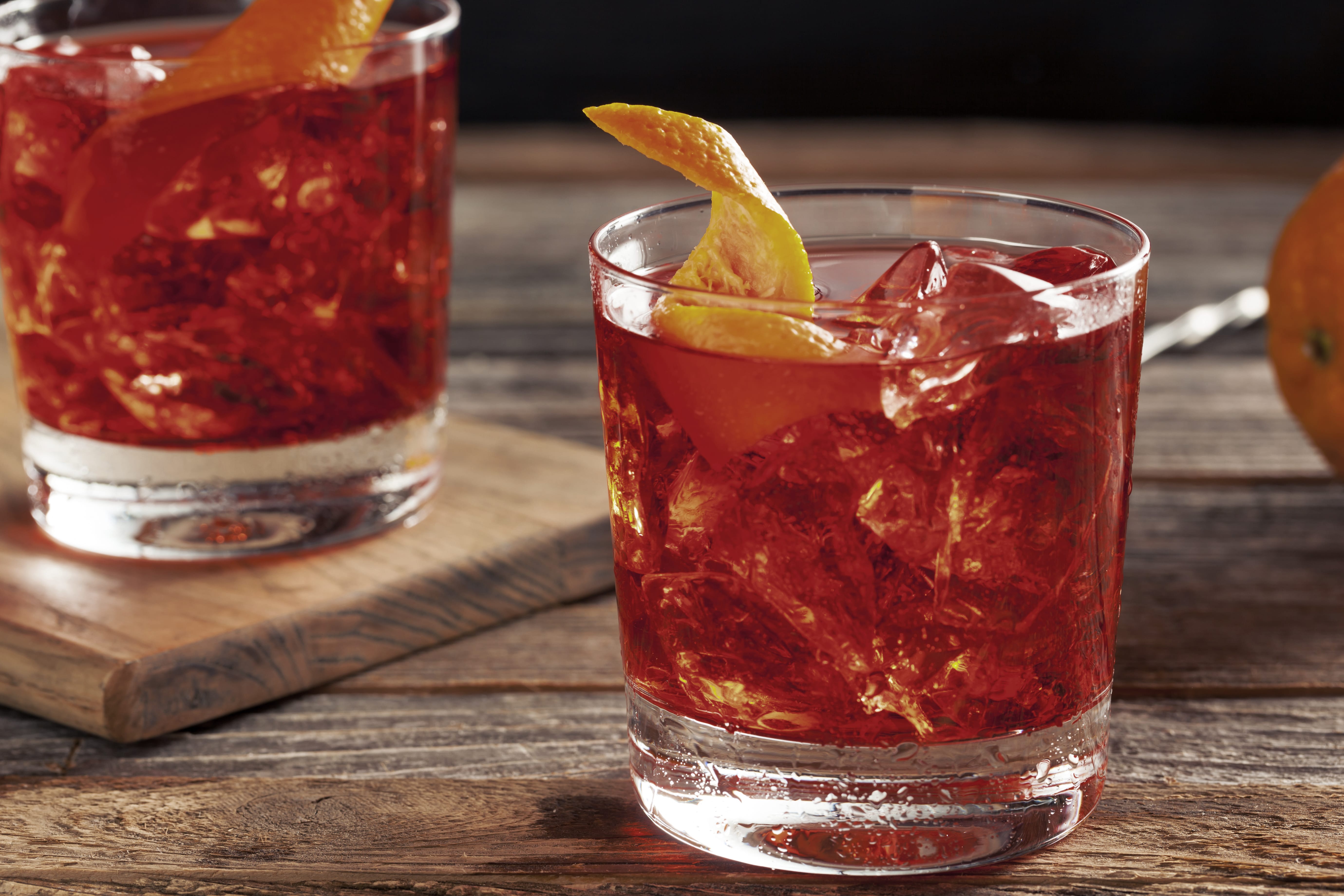 Behind the Bar: Secrets to a Flawless Negroni Revealed - Handy Cookbook